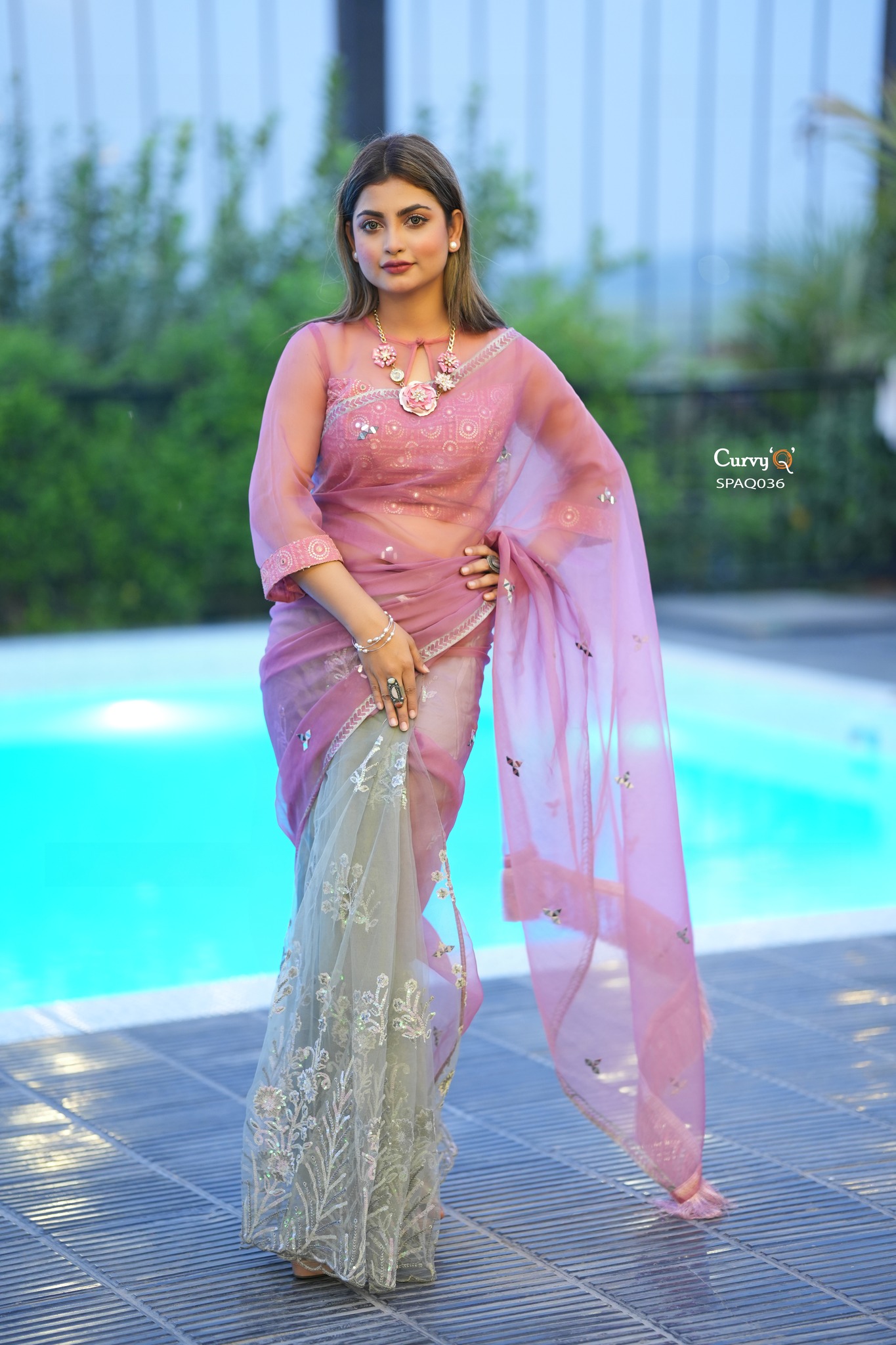 CurvyQ Fashion | Contact Us